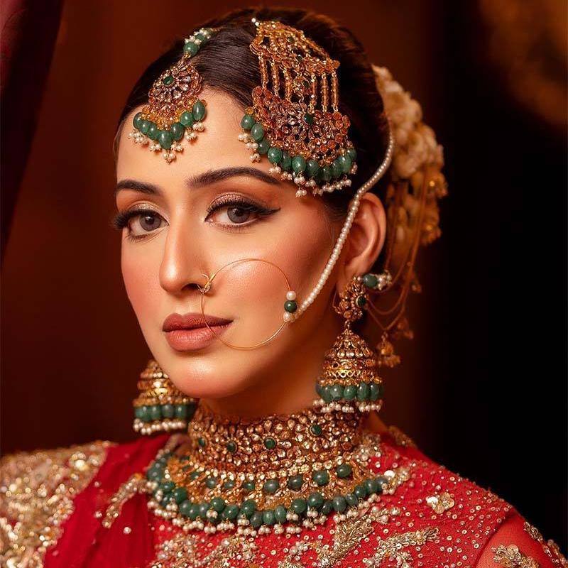 SHALEEZA SET – A GOLD STORY